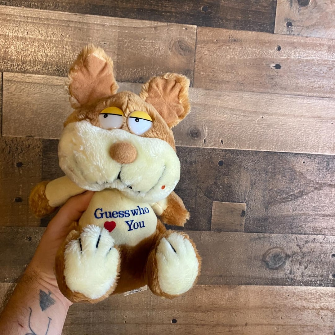 Guess Who Loves You Stuffed Animal Felt Heart Freckles Commonwealth 9 ...