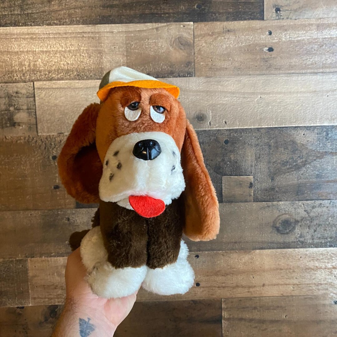 Wallace Berrie Dog 1980 Detective Stuffed Animal Plush Basset Hound ...