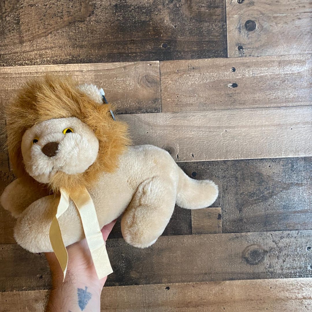Chrisha Playful Plush Lion 1988 Stuffed Animal Lying King of the Jungle ...