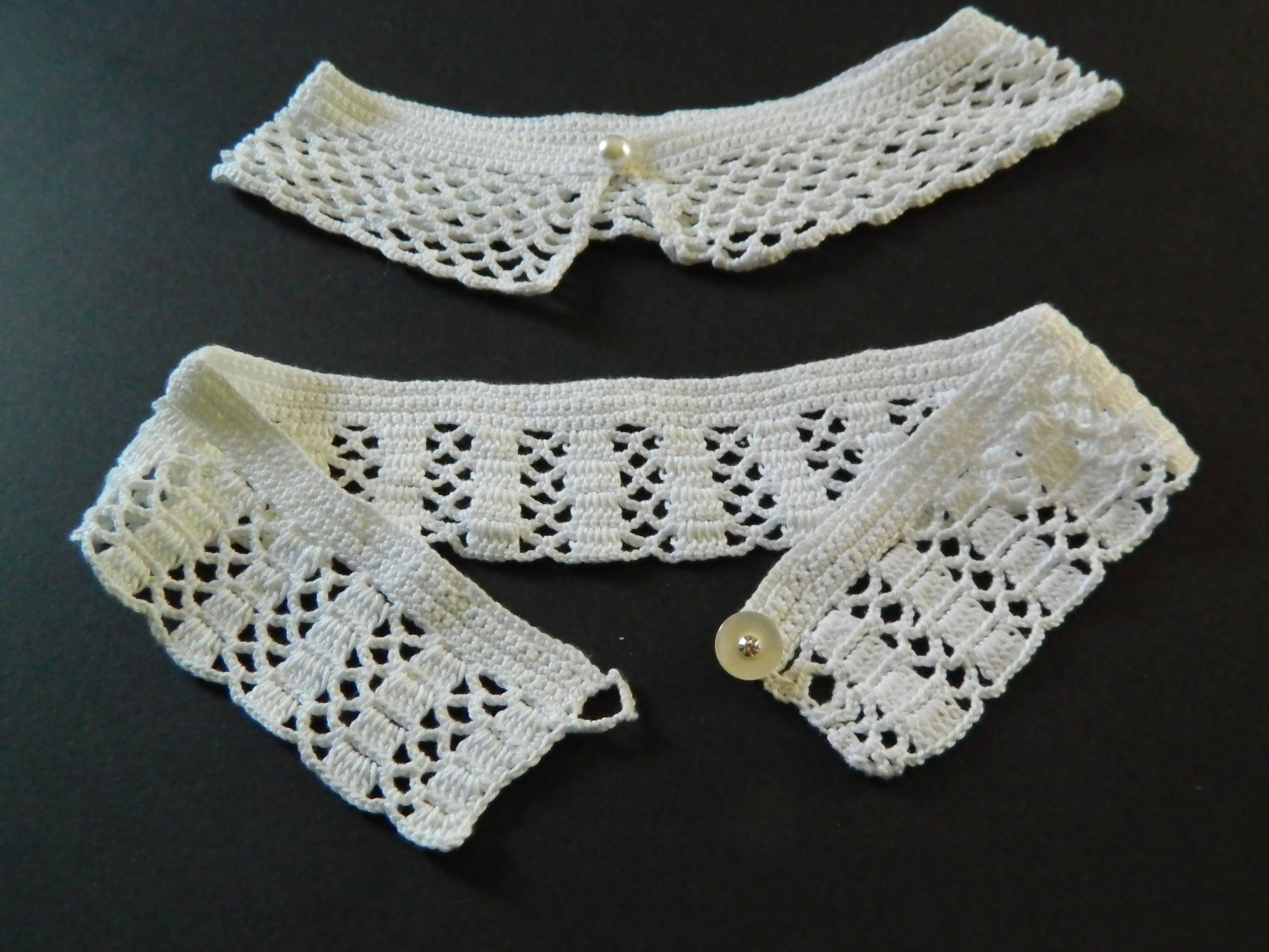Vintage Crochet White Lace Collar,pair of Two Hand Knitted Buttoned ...