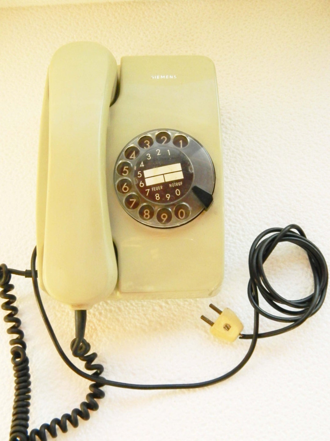 Vintage Siemens-telefoon, antieke telefoon met roterende wijzerplaat ...