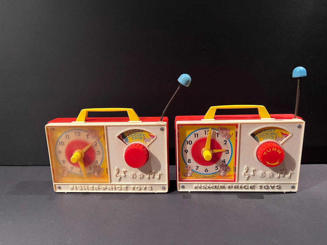 Vintage 1971 Fisher Price Music Box Hickory Dickory Dock Clock Radio ...