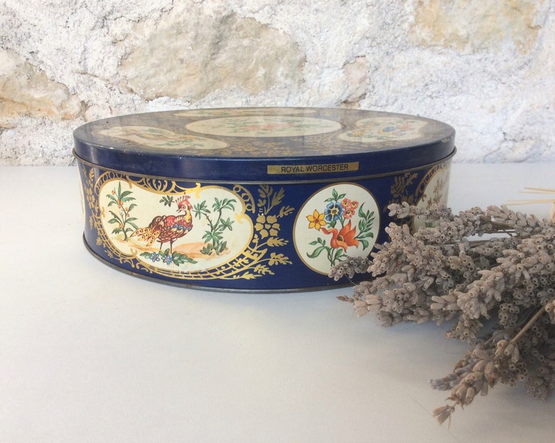 Vintage Round Storage Tin a Blue and Gold Cake Tin - Etsy