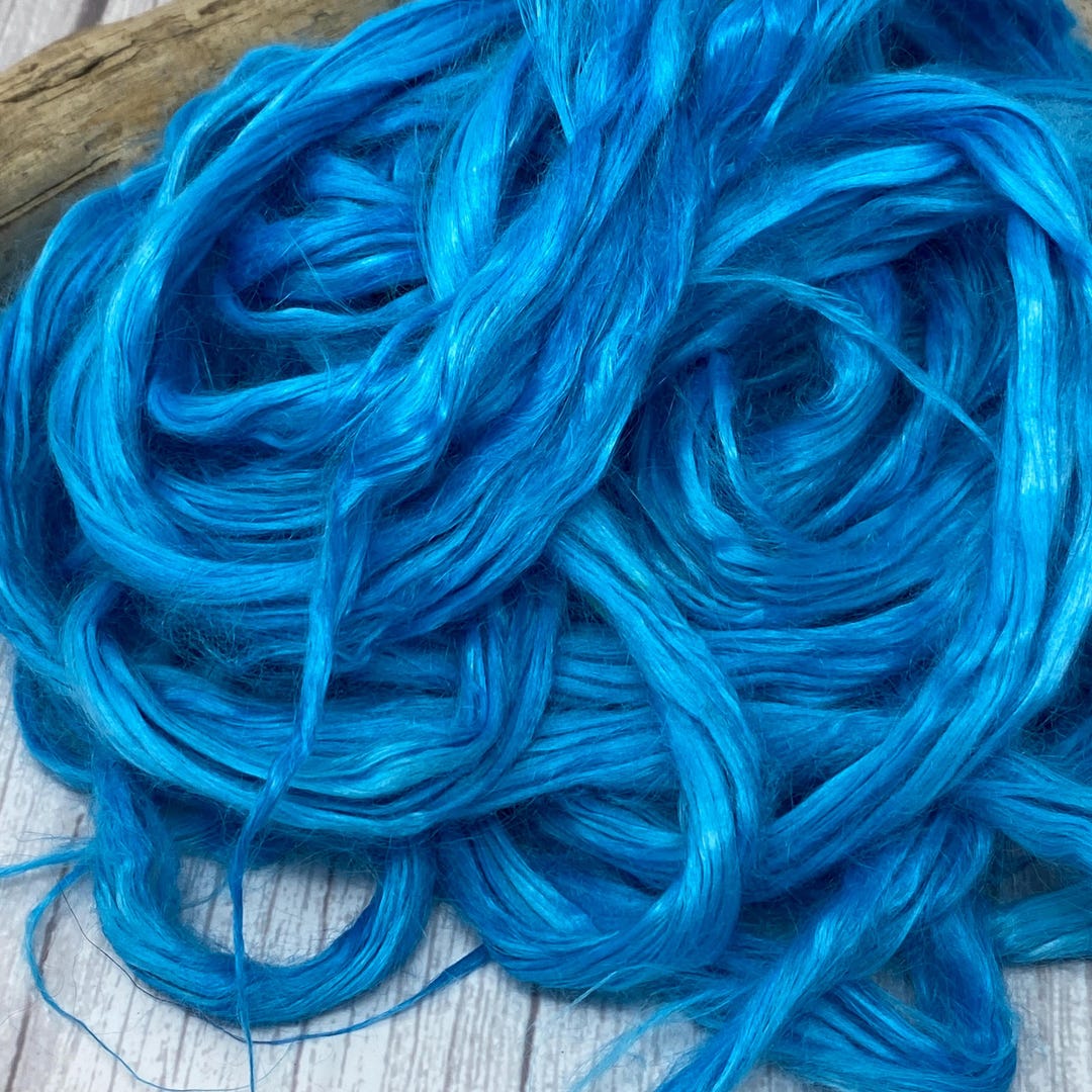 TURQUOISE Ramie Fiber: Hand Dyed Nettle Fiber for Spinning, Art Batts 2 ...