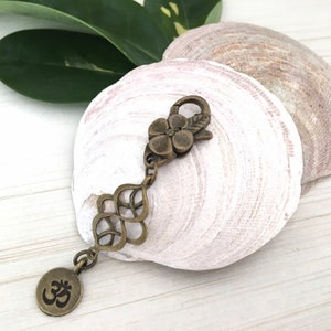 OM Yoga Lover Keychain Namaste Zen Accessories Namaste Gift for Teacher ...