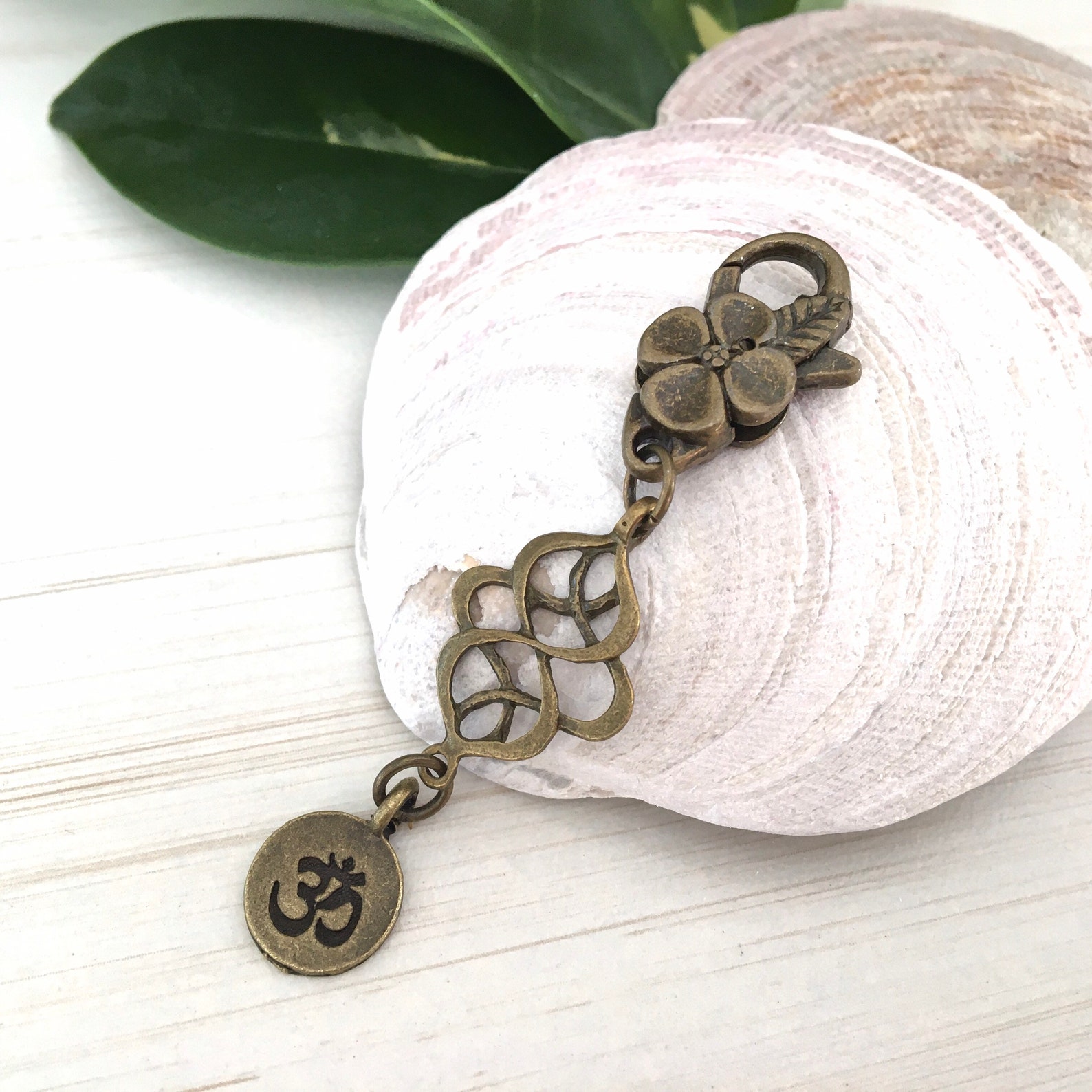 OM Yoga Lover Keychain Namaste Zen Accessories Namaste - Etsy