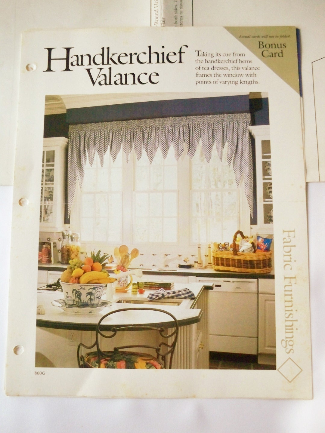 Pointy Curtain Valance, Lacey Vest, Tree Skirt Quilted Design, Set of ...