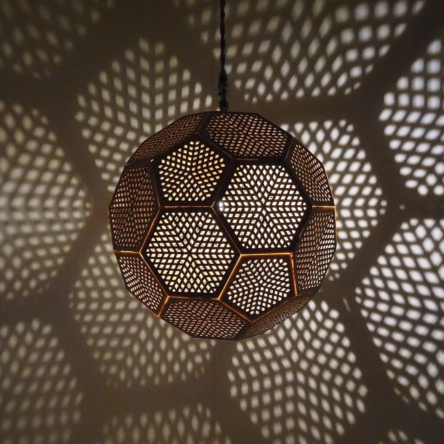 Wooden Shadow Lamp: Truncated Icosahedron Grid Geometry - Etsy