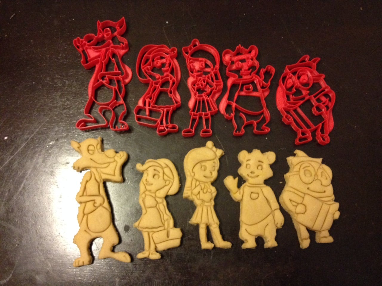Goldie and Bear Cookie Cutters. Includes Humpty Dumpty Big Bad Wolf Red Riding Hood and Goldie and Bear. Great for Birthday Parties Etsy UK