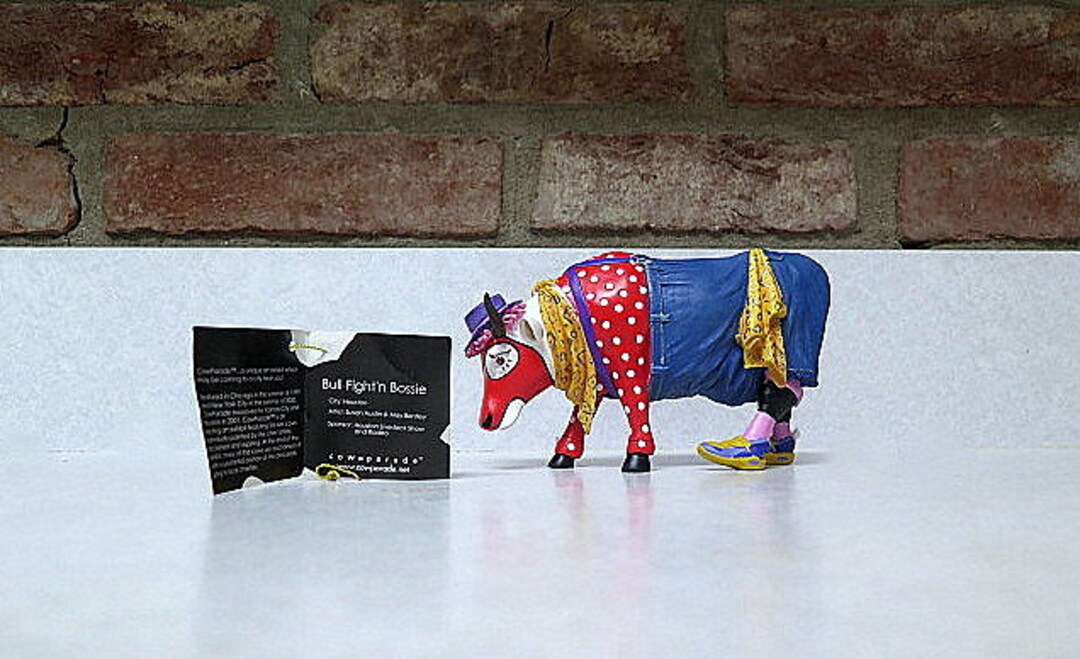 Vintage Cow Parade Figurine Westland Giftware, BULL FIGHTENING BOSSIE ...