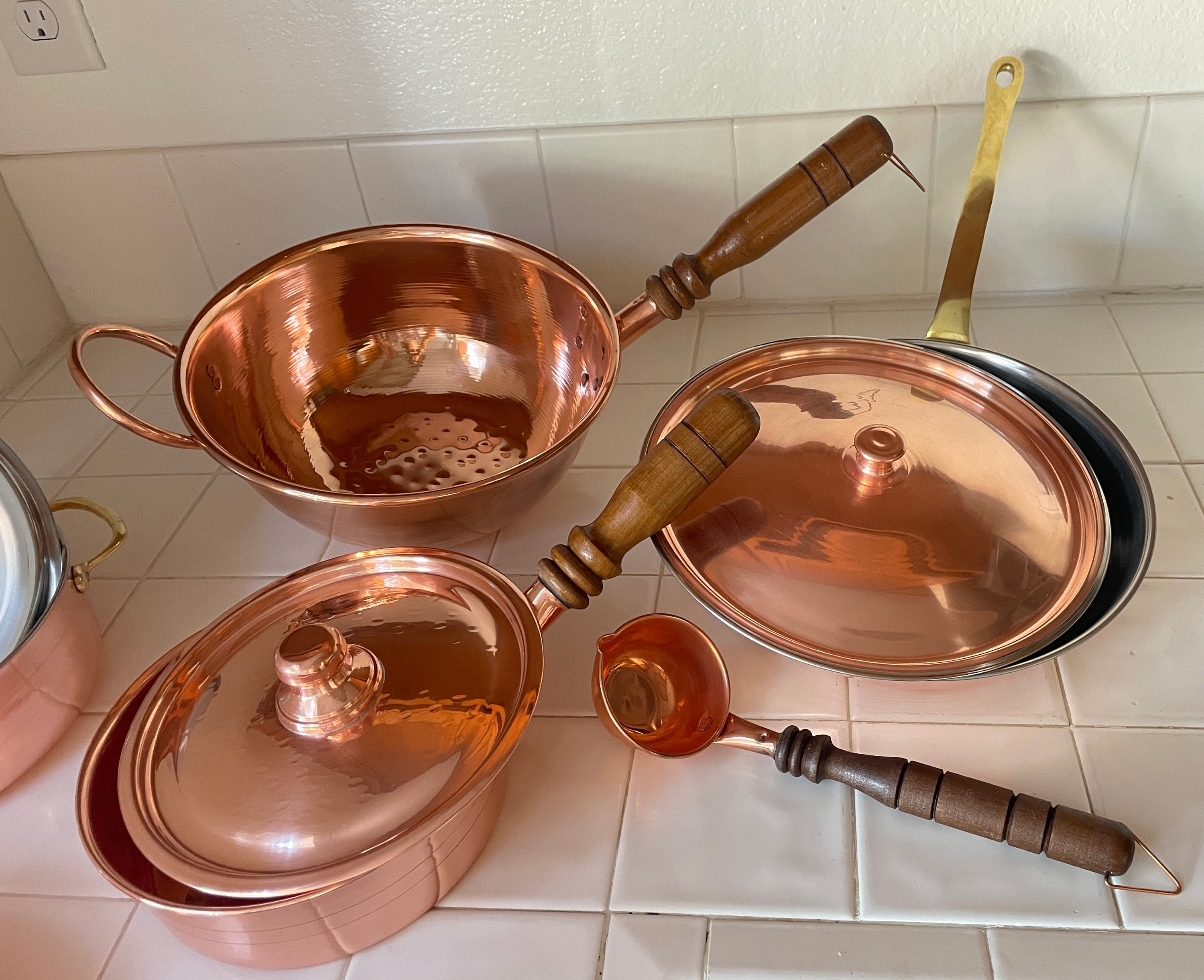 Copper Wok Small Frypan Med Frypan Stockpot Saucepan Ladles Set of 11 ...