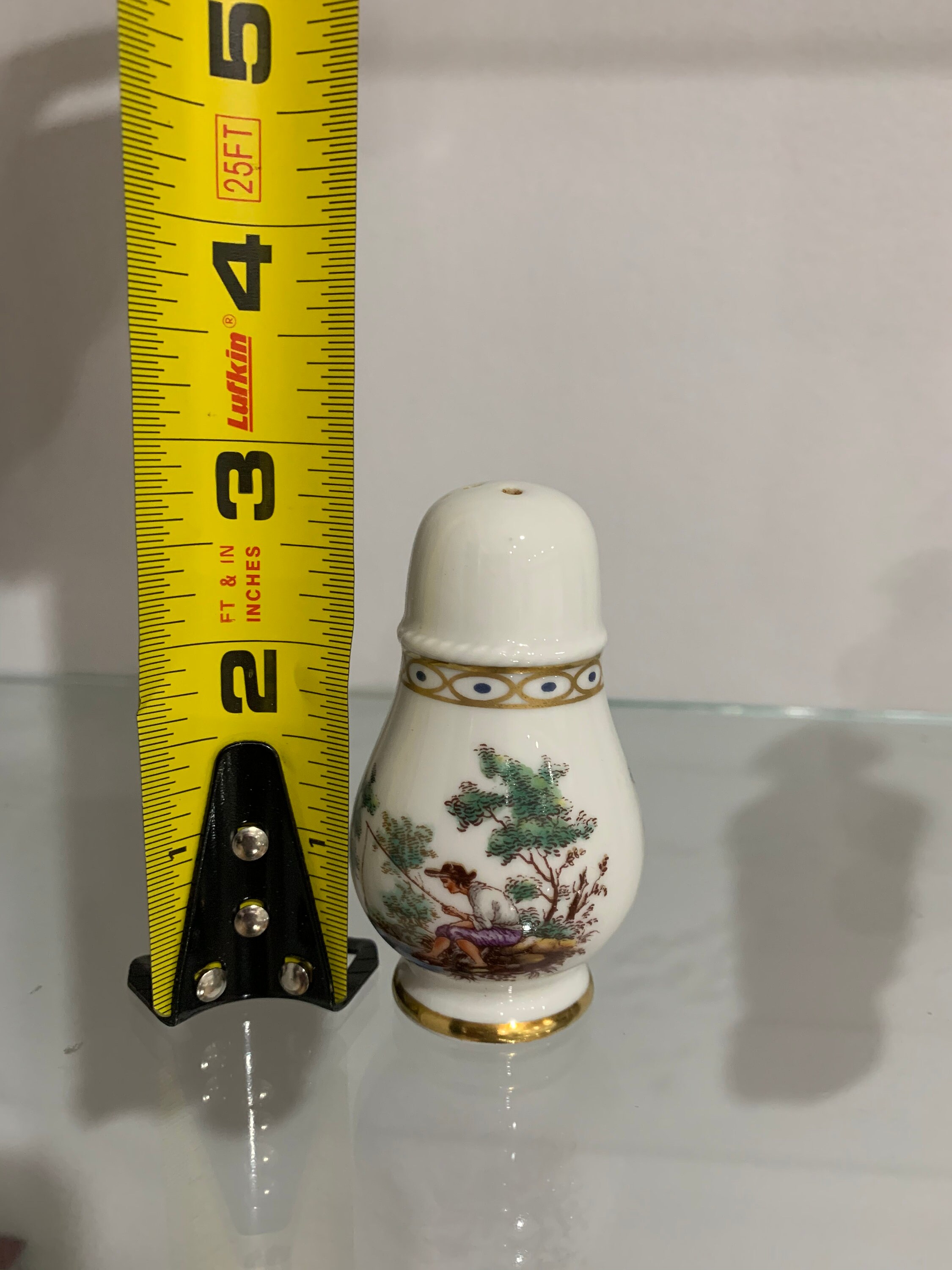 Vintage Italy Porcelain Richard Ginori Salt and Pepper Shakers Man ...