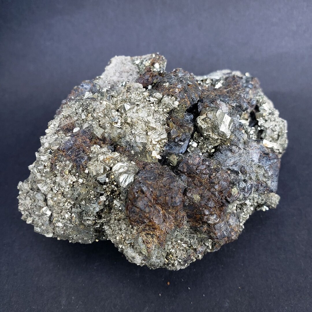 Pyrite on Hematite 238.9g 8.5x6x4cm - Etsy