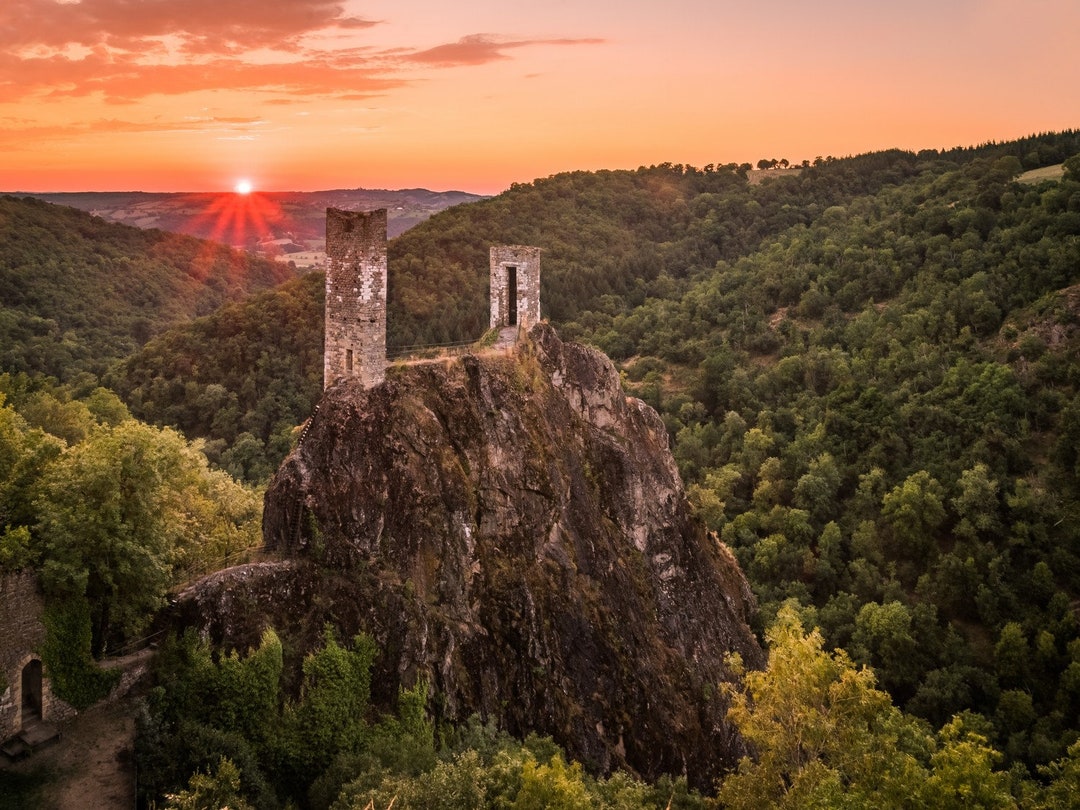 Castle of Peyrusse-le-roc Aveyron France Nature Landscape - Etsy