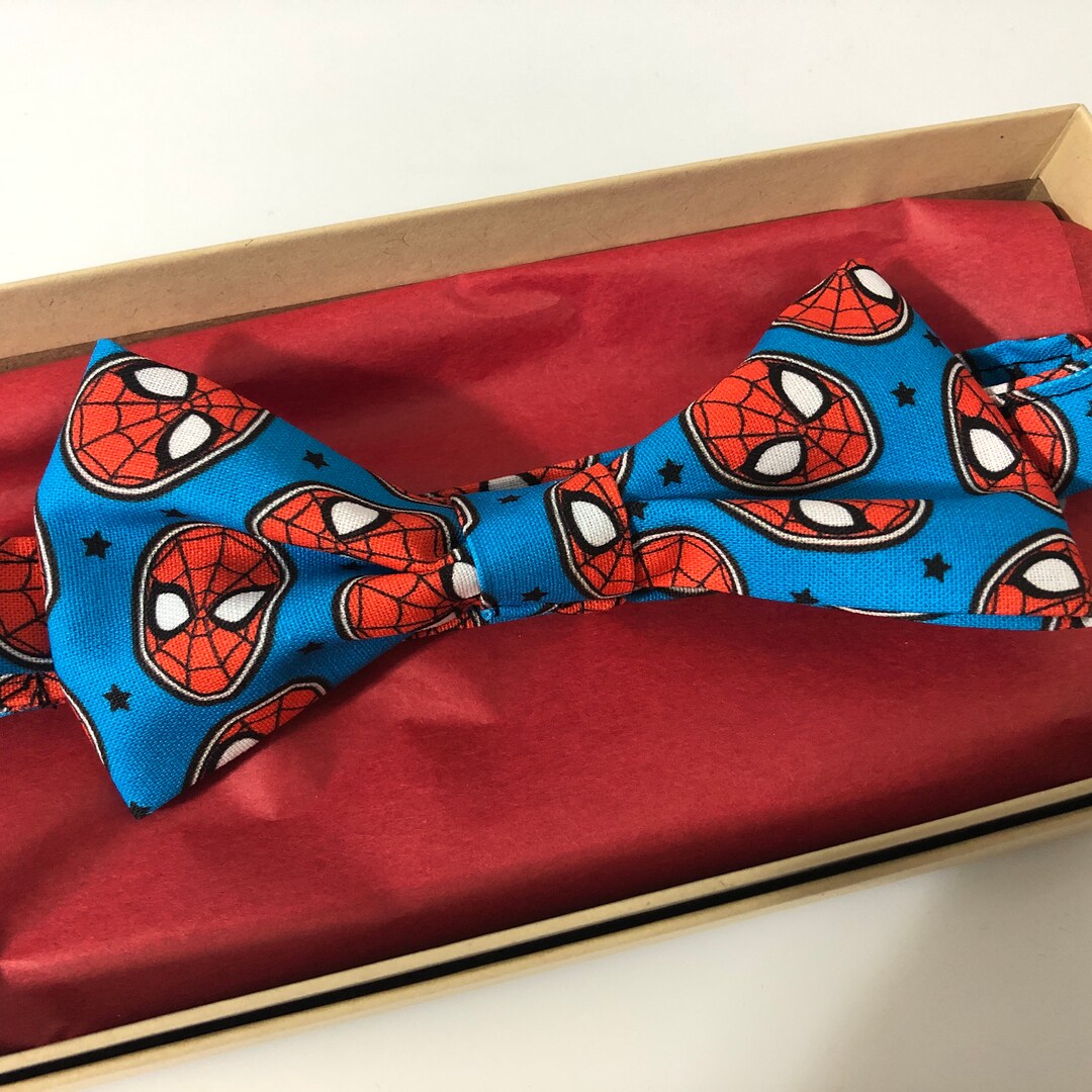 Spider-man Marvel Men's Bow-tie (pre-tied) Feat. Spider-man Comic Art ...