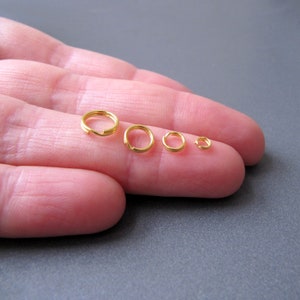 18k Gold Split Ring • 3.5mm 5mm 6.5mm 8mm • Solid 18 Carat Gold • Tariff Free Delivery to USA - Etsy