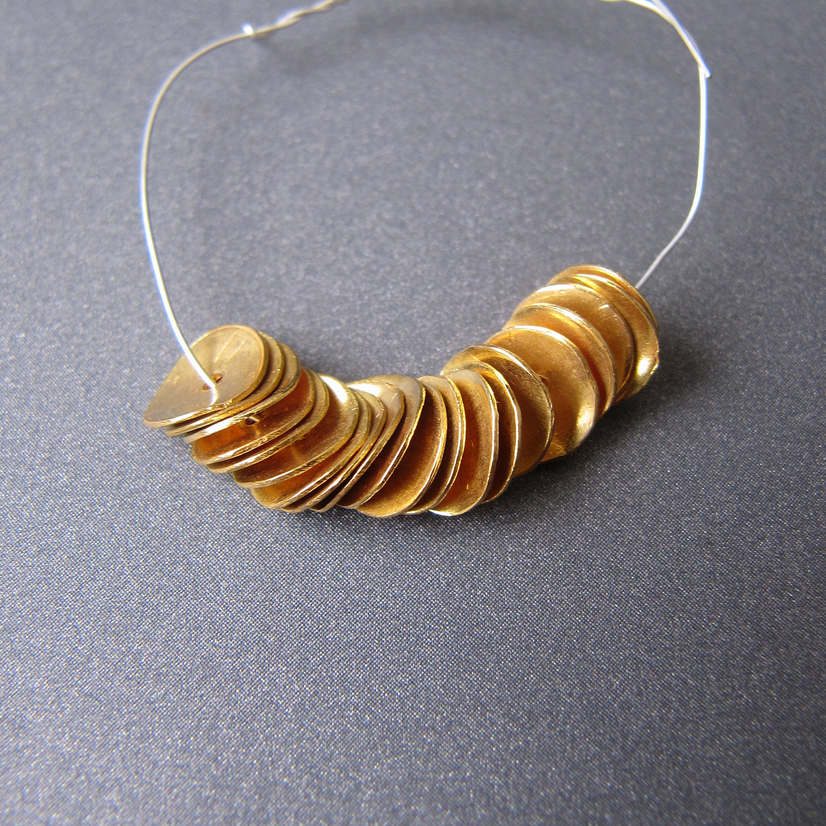 18k Gold Curved Wavy Flat Disc Bead • 5mm / 6.50mm X 0.25mm • Solid 18 ...