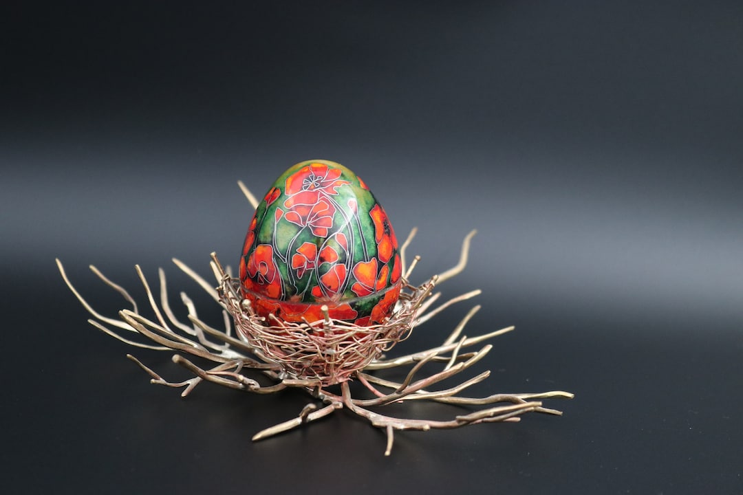 Exquisite Georgian Cloisonné Enamel Egg: Intricate Poppy Design on ...