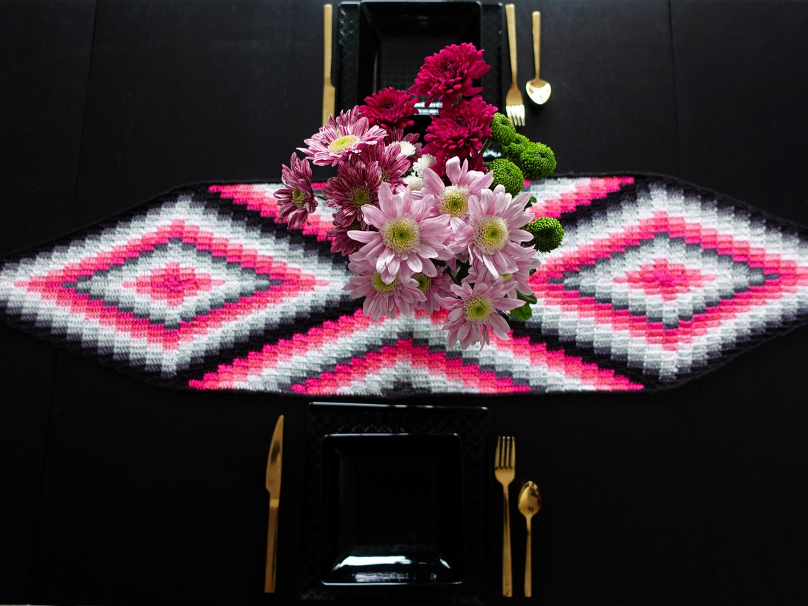 Crochet Pattern - Table Runner Corner to Corner - Etsy