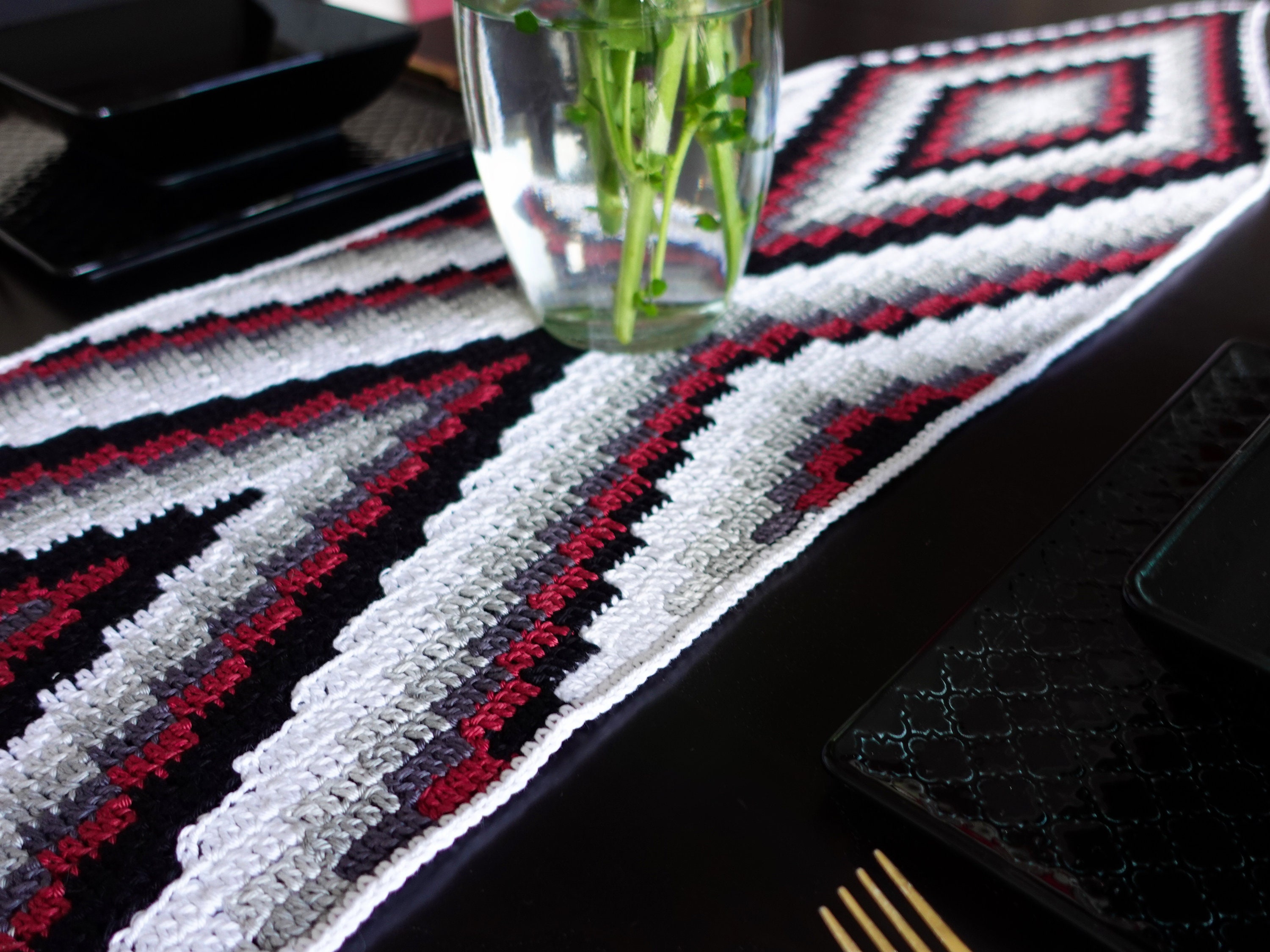 Crochet Pattern - Table Runner Corner to Corner - Etsy