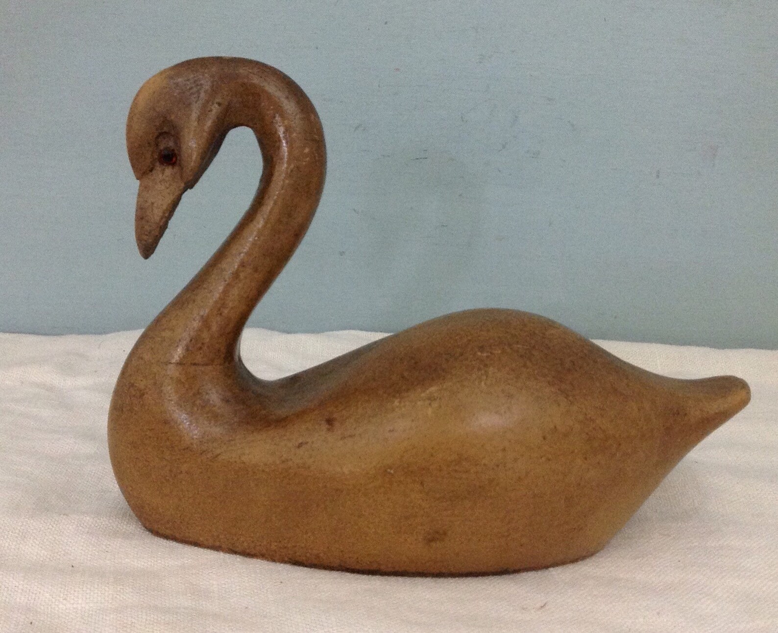 Carved Wood Swan Figurine Set Wood Swan Swan Sculpture Wood - Etsy