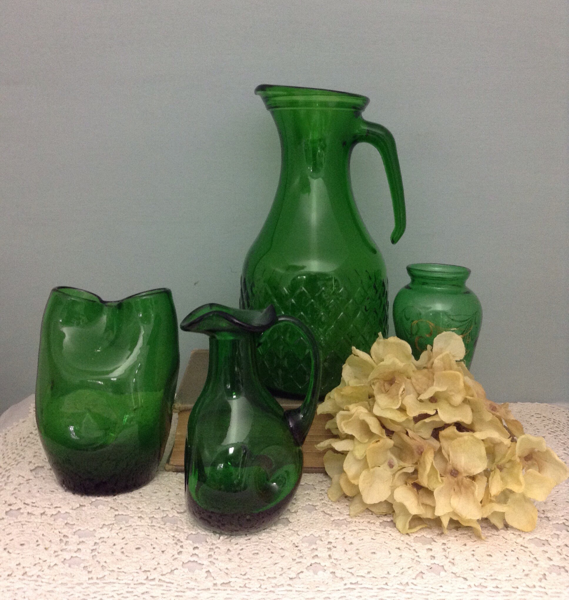 Emerald Green Water Pitcher Midcentury Green Glass Pitcher - Etsy