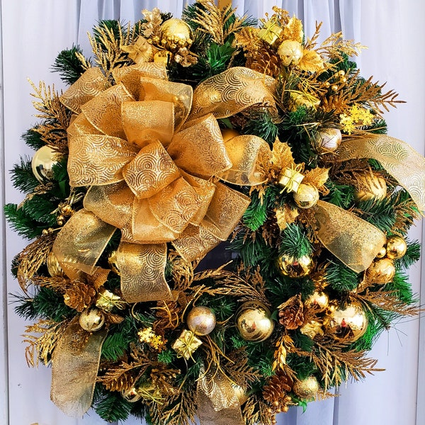 Gold Holiday Wreath - Etsy