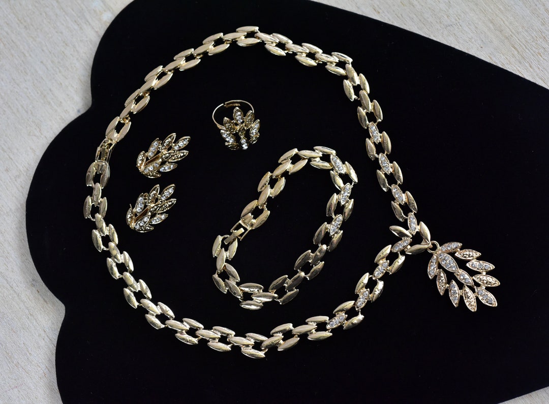 Vintage,costume,fashion,rhinestone,jewelry Set,necklace,bracelet,ring ...