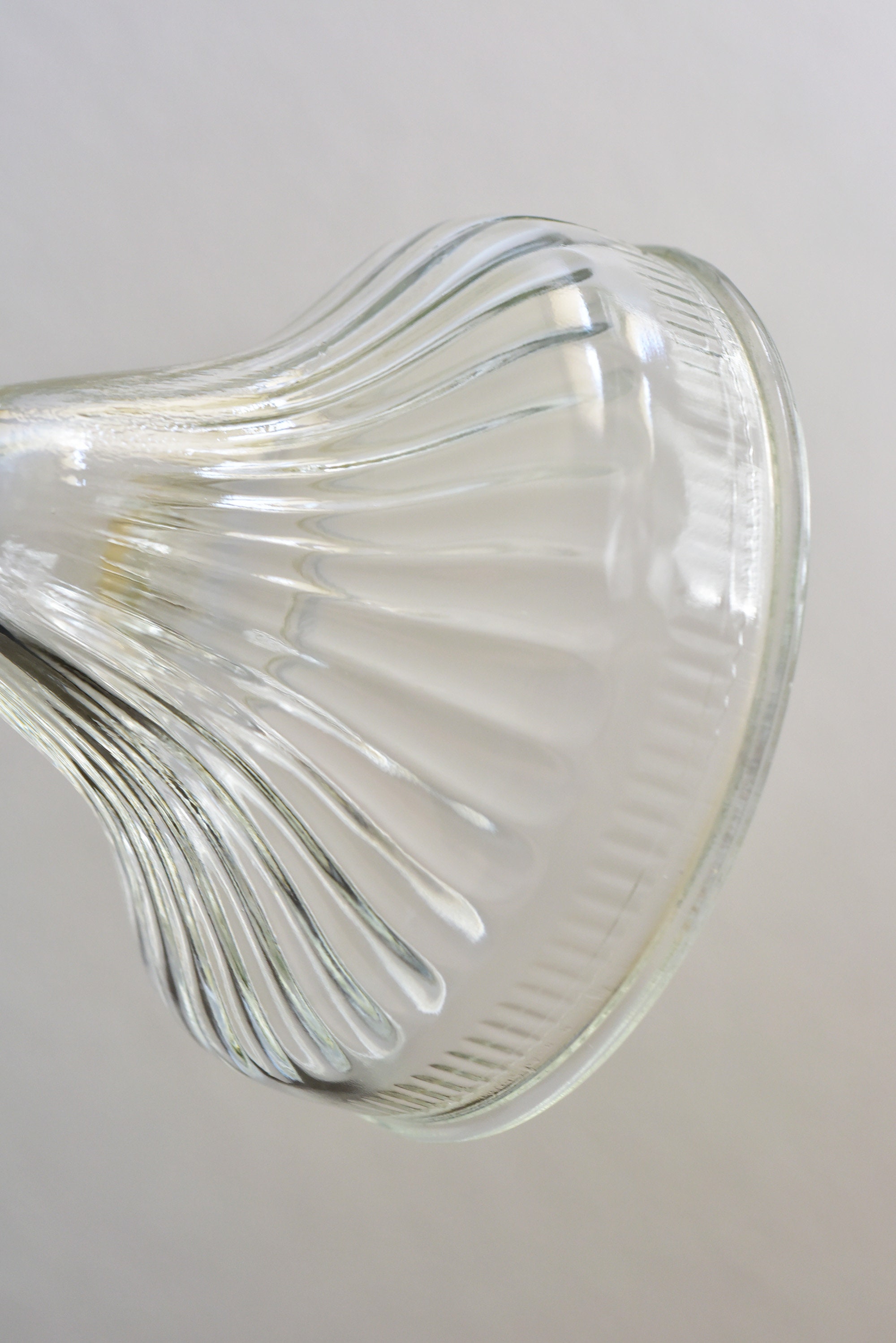 Vintageelegantpressed Glassqueen Annekaadan - Etsy