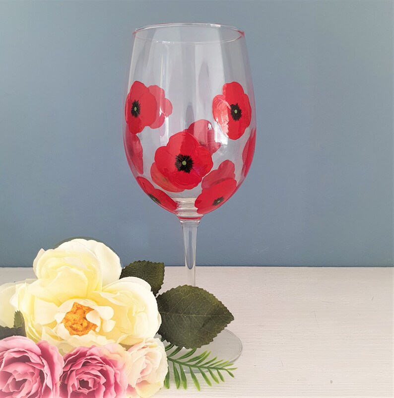 Personalised Hand Painted Poppy Wine Glass Gift for Her - Etsy UK