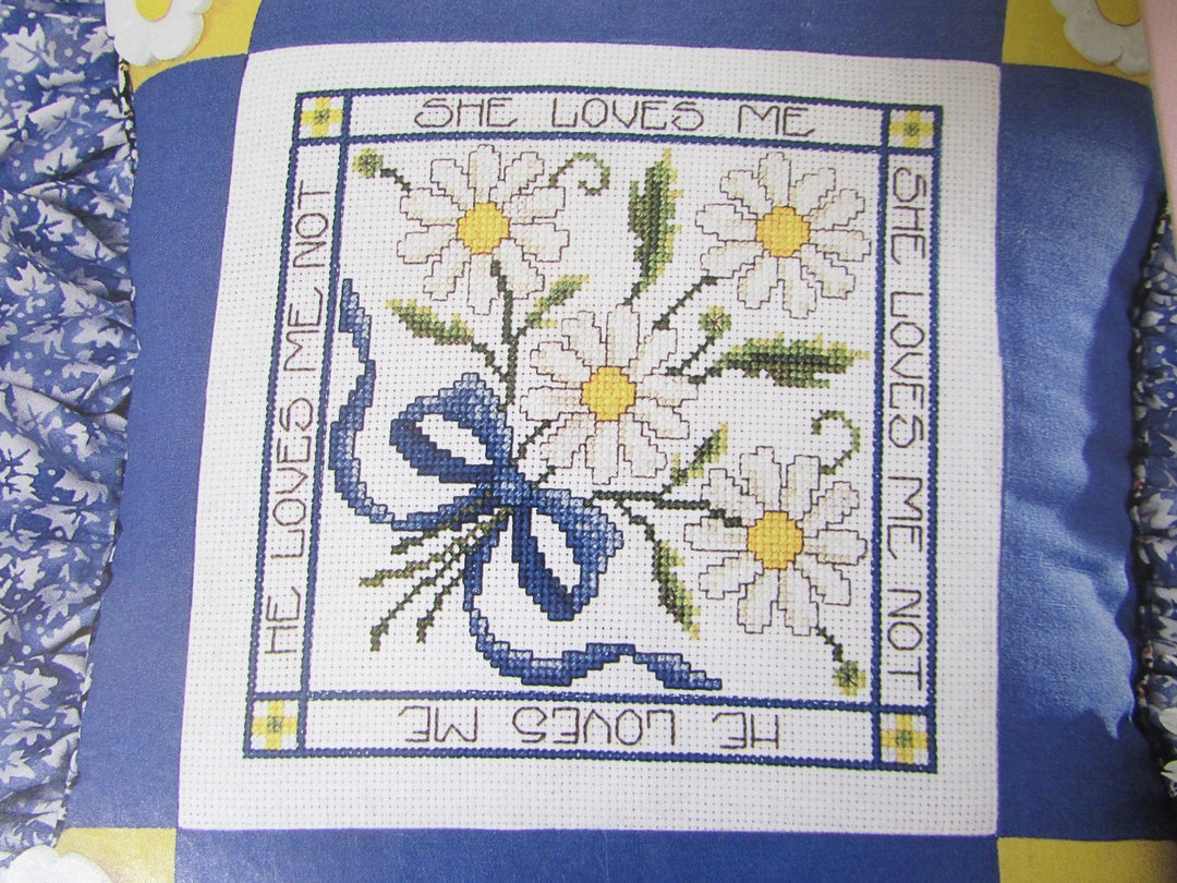 Daisy Flower Botanical Cross Stitch Pattern Picture/ Cross Stitch 1999 ...