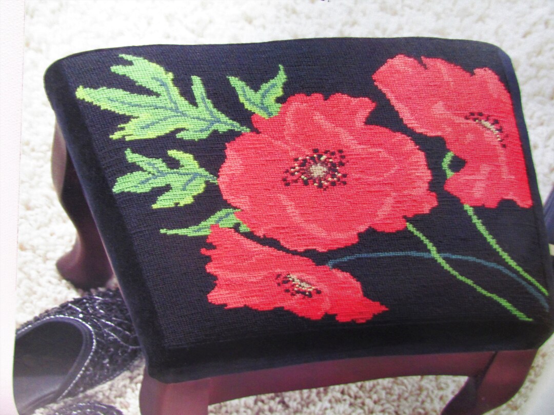 Red Oriental Poppy Cross Stitch Patterns/ Wildflower Red Poppy ...