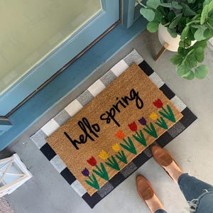 Flower Doormat, Hello Spring Welcome Mat, Front Porch Decor, New Home ...