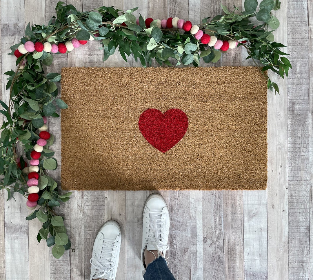 Heart Door Mat, Valentine's Day Decor, Simple Doormat, Front Porch ...