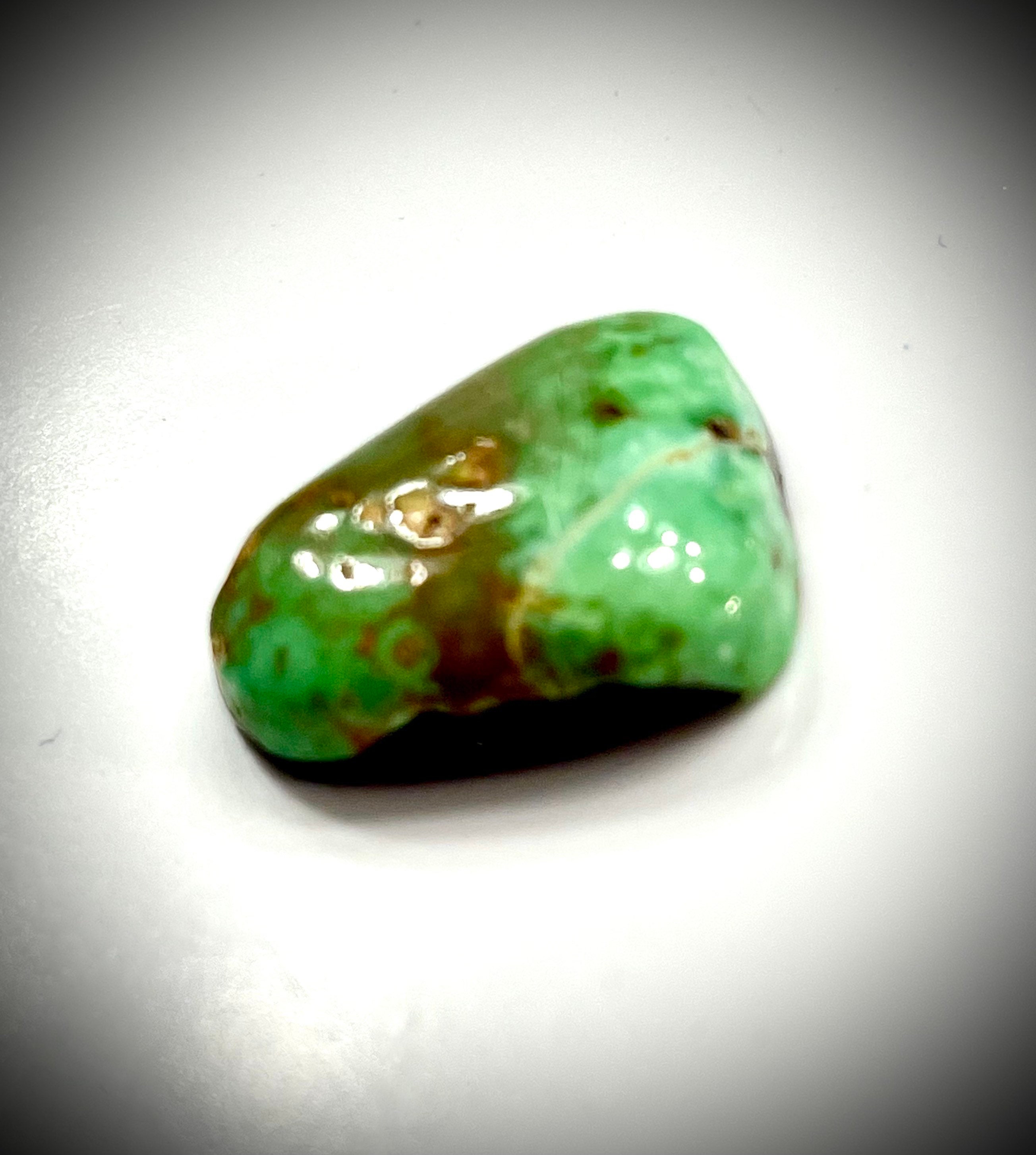 Carico Lake Turquoise Natural Gem Faustite Lime Green Cabochon 10.4 CTS ...