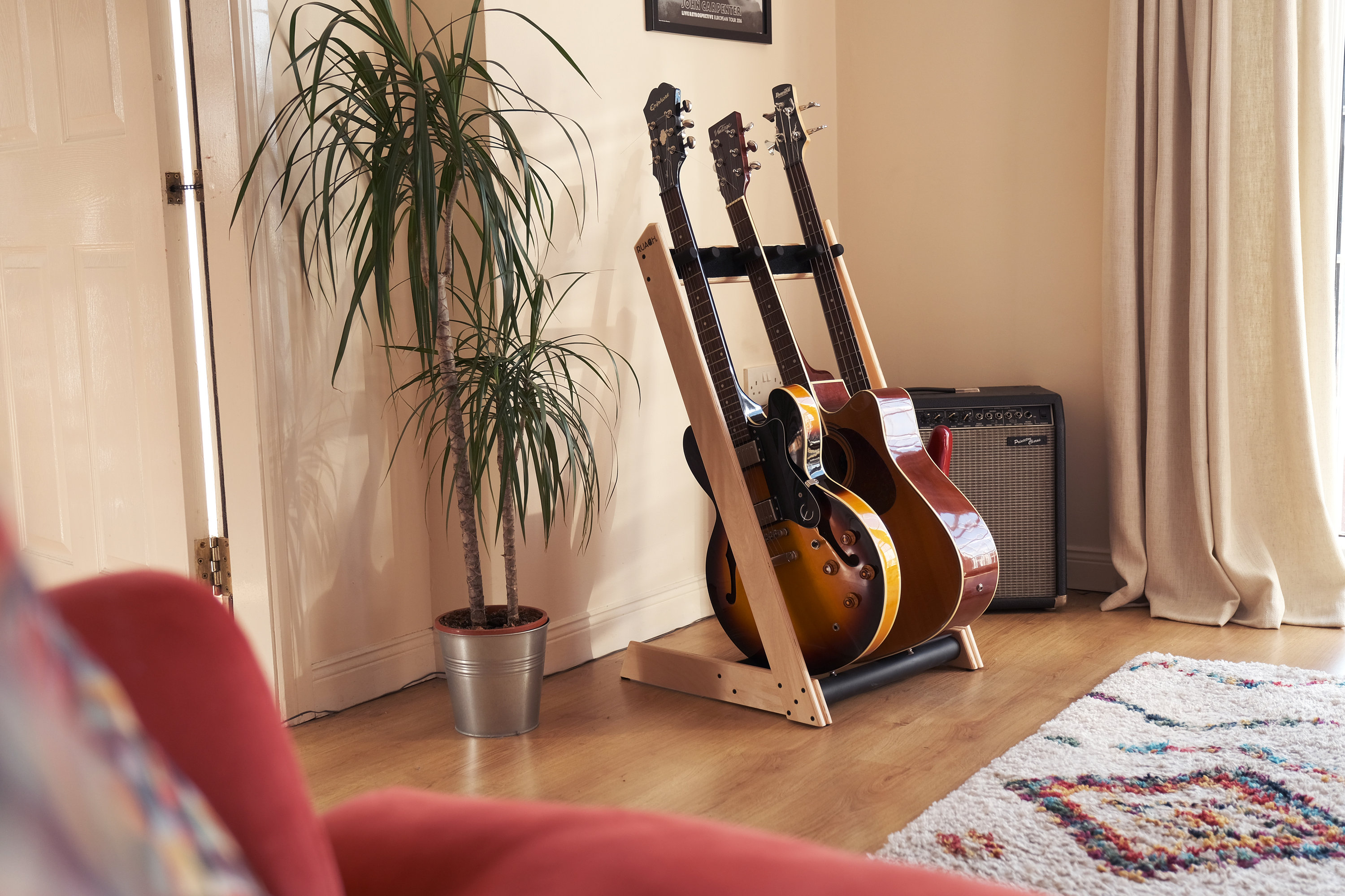 Ruach GR-3 Customisable 3 Way Wooden Guitar Rack and Holder - Etsy UK