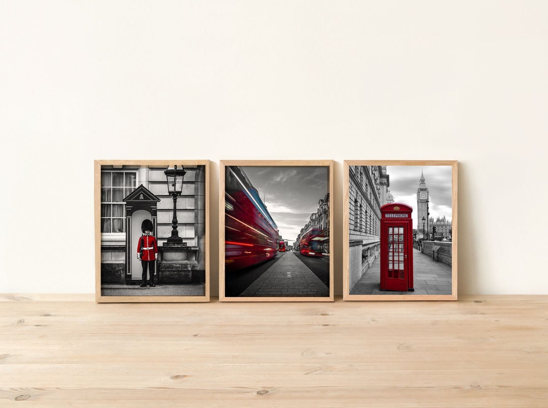 London Black and White With a Splash of Vibrant Red Color Travel Photos ...
