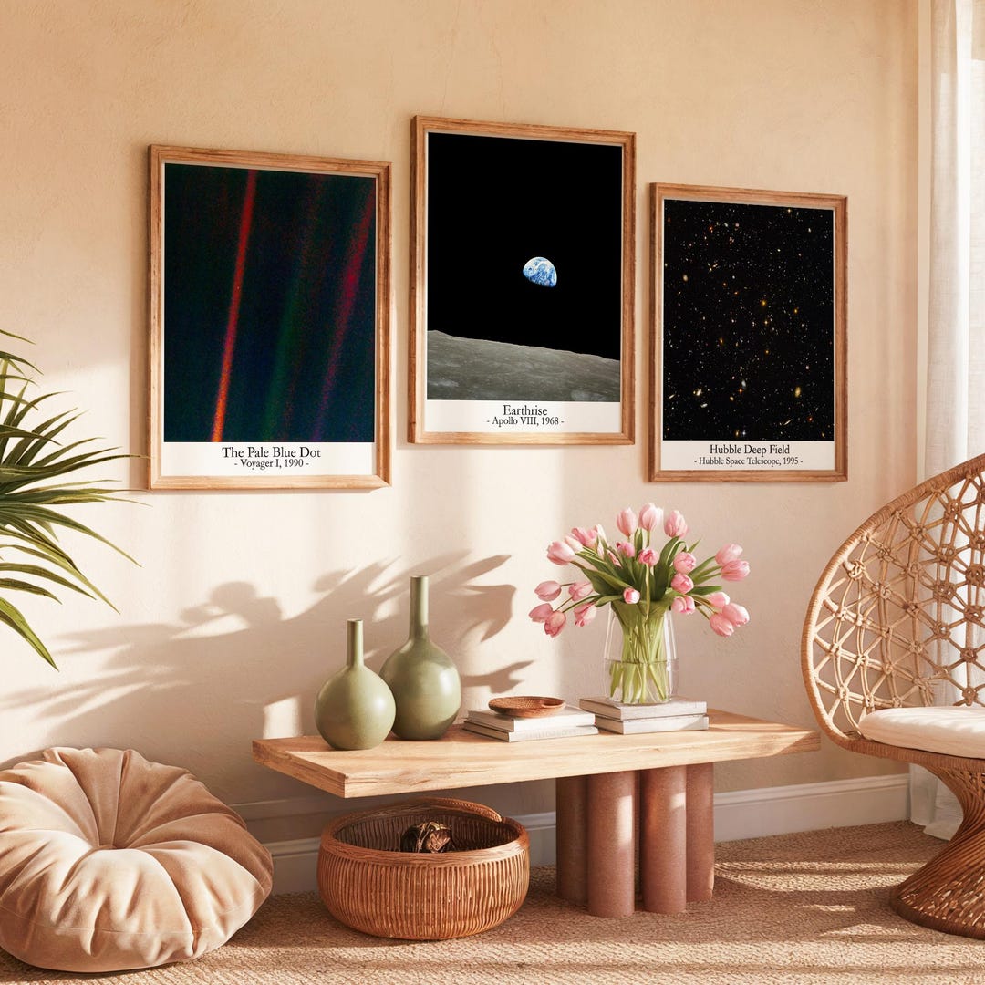 NASA Space Art Prints - Pale Blue Dot, Earthrise, Hubble Deep Field - Etsy