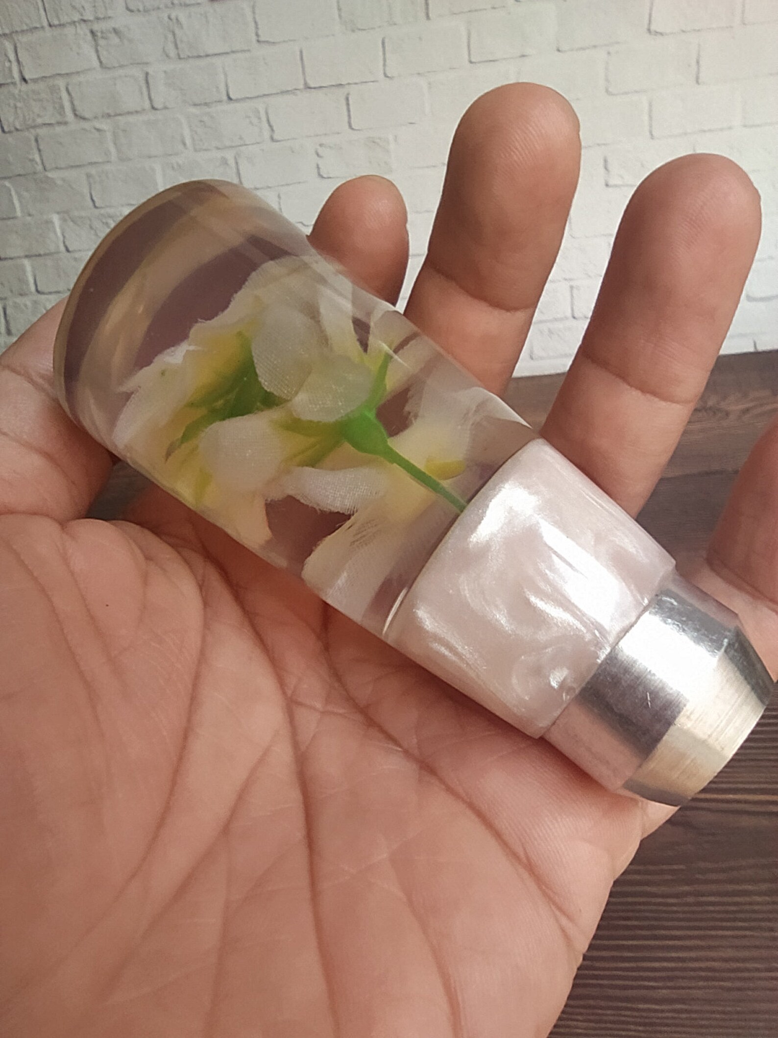 Underwater White Flower Gear Shift Shifter Knob From Acrilyc - Etsy