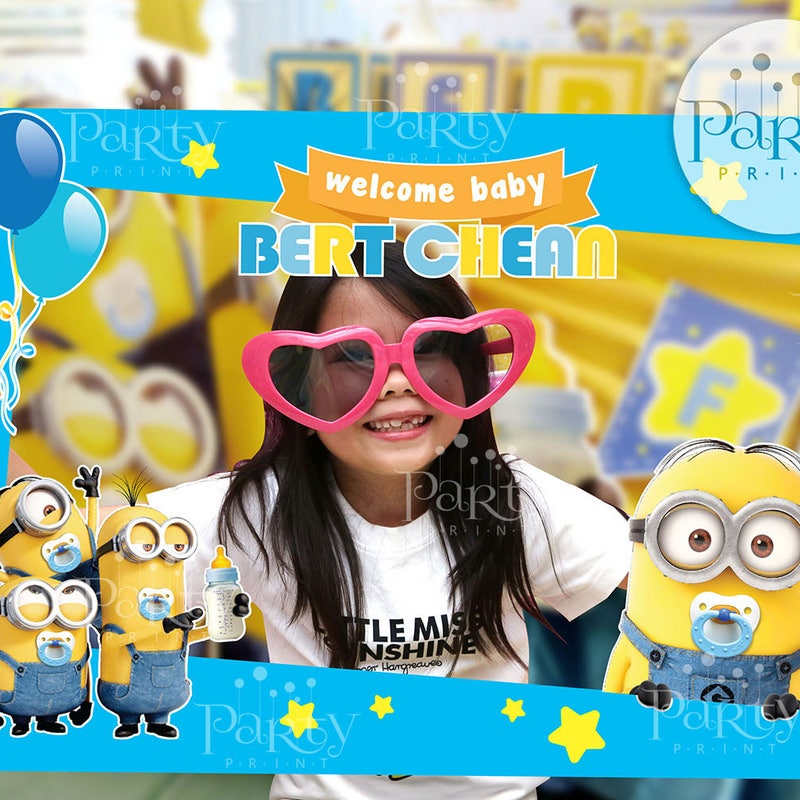 Minion Photo Booth - Etsy