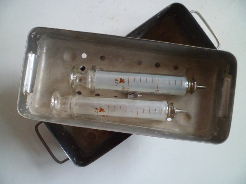 Medical Kit to Sterilize Syringes. Soviet Vintage 1970s. | Etsy