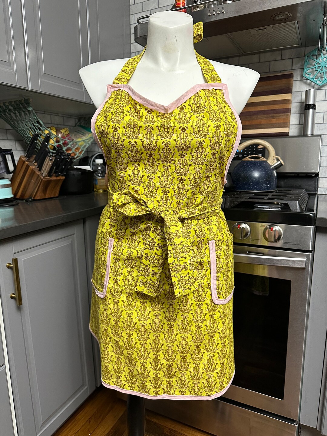 Handmade Full Length V-neck Apron W/pockets - Etsy