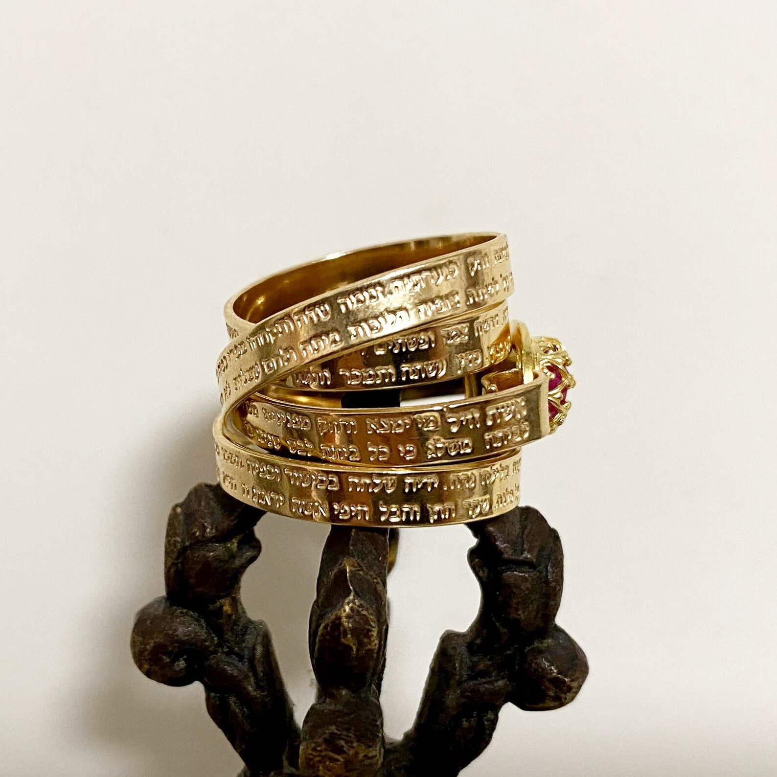 Woman of Valor Engraved Hebrew Ring Gold Jewish Ruby Ring - Etsy