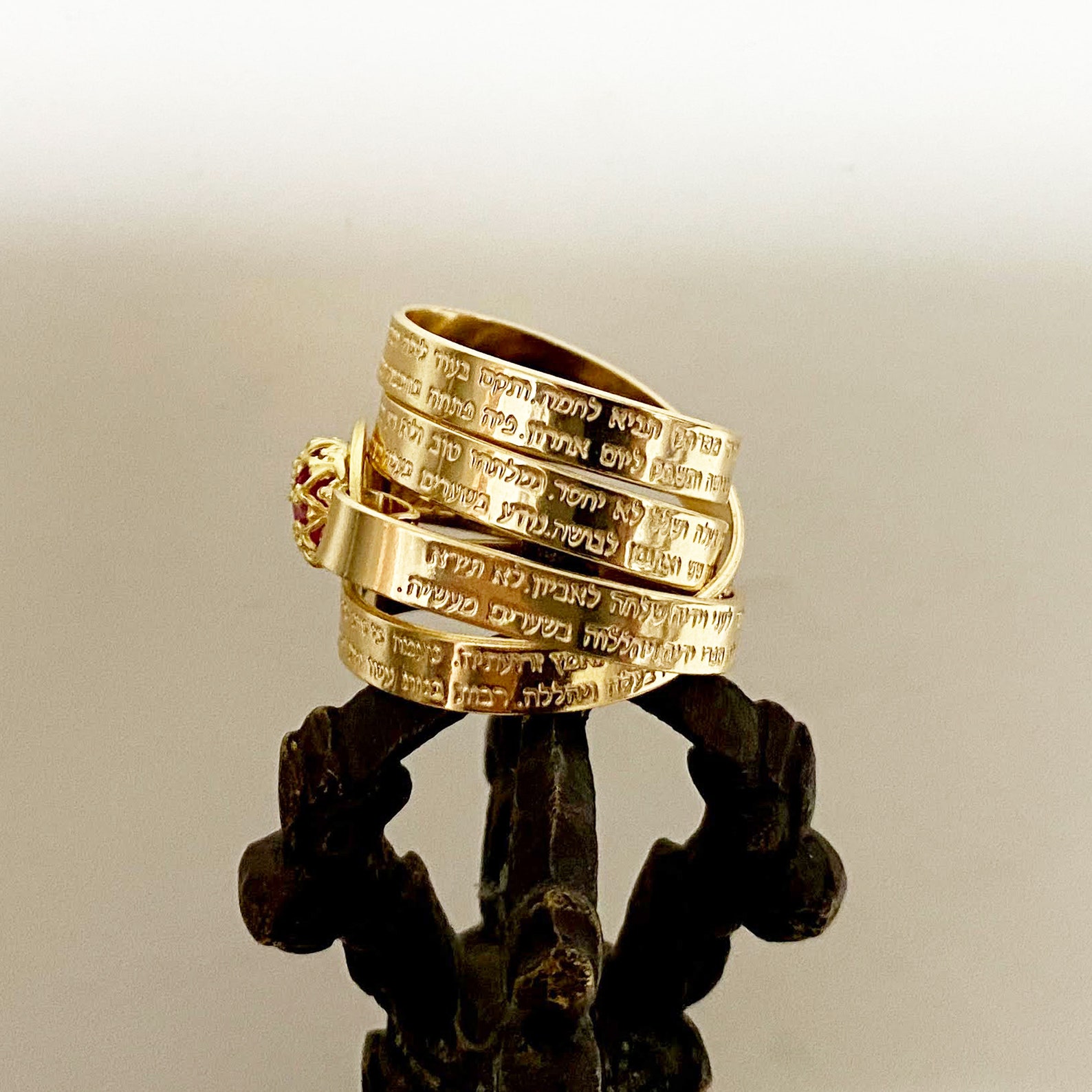 Woman of Valor Engraved Hebrew Ring Gold Jewish Ruby Ring - Etsy