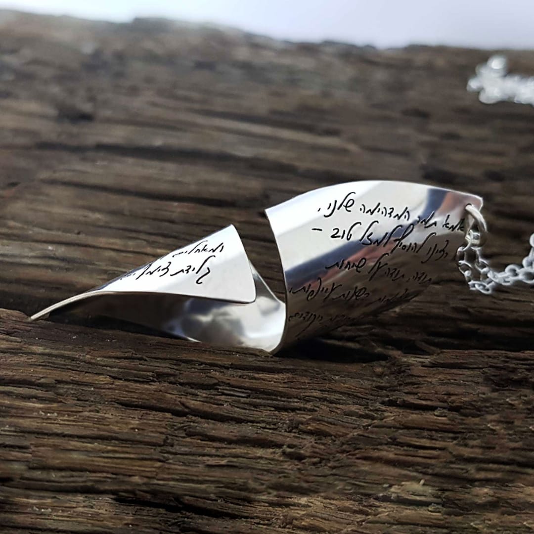 Personalized Silver Pendant Necklace, With Custom Engraving - Etsy