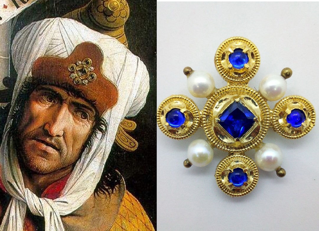 Medieval Noble Brooch Set Gilding Jewelry Replica With Pearls - Etsy
