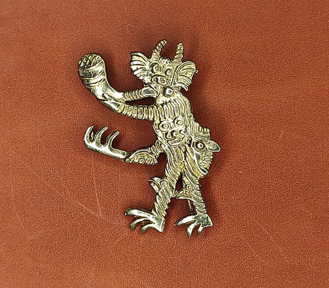 Medieval Badge Set Pilgrim Badge Replica Multi-headed Devil - Etsy Medieval Badge Set Pilgrim Badge Replica Multi-headed Devil - Etsy
