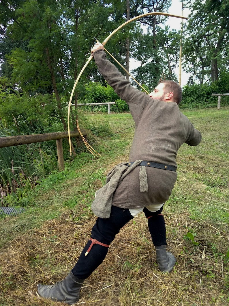 Traditional Straight Wooden Bow – Medieval SCA Larp Style Selfbow for ...