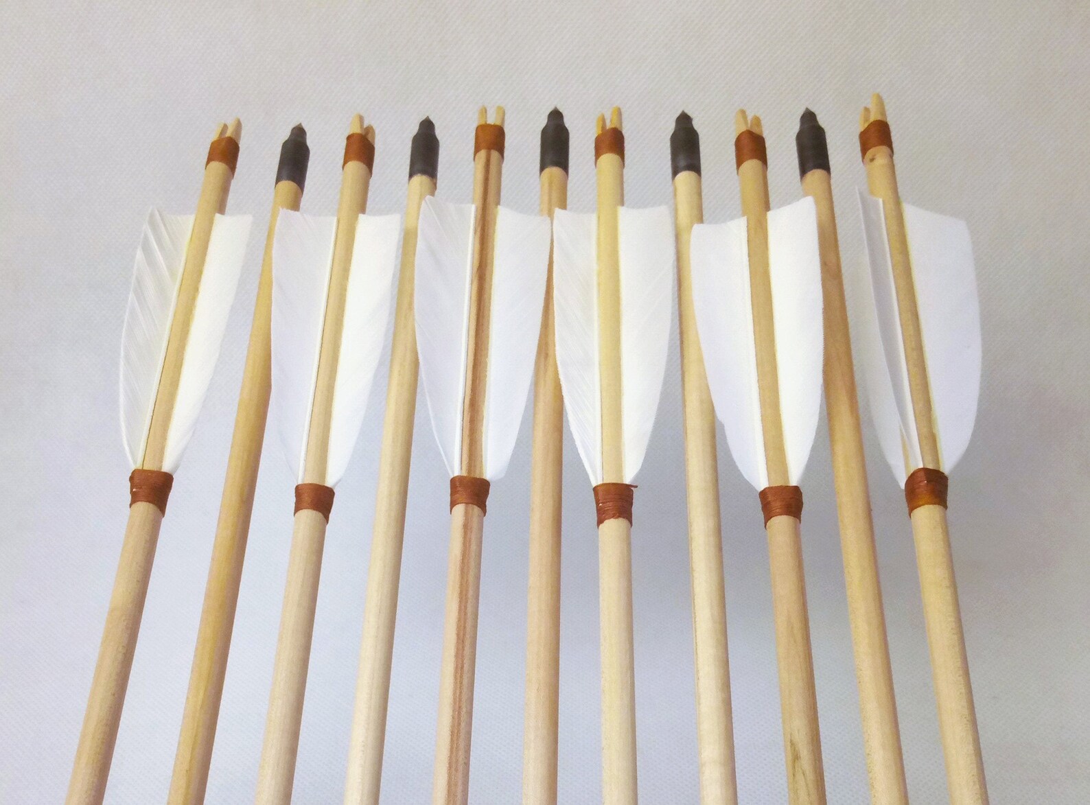 Training Arrows Set for Best Traditional Archery Wooden Arrows With ...