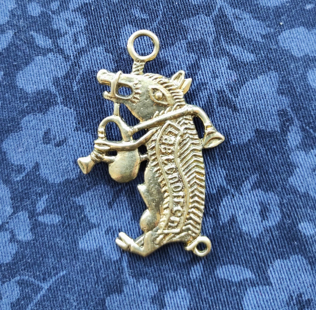 Medieval Bagpipes Badge, Pilgrim Badge Replica the Boar Musician, 14th ...